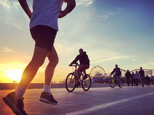 10 Health Benefits of Riding a Cycle at Old and Young Age